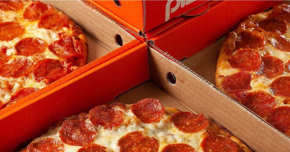 Get Cineplex 2-For-1 Movie Admission With Select Pizza Meals @ Pizza Pizza